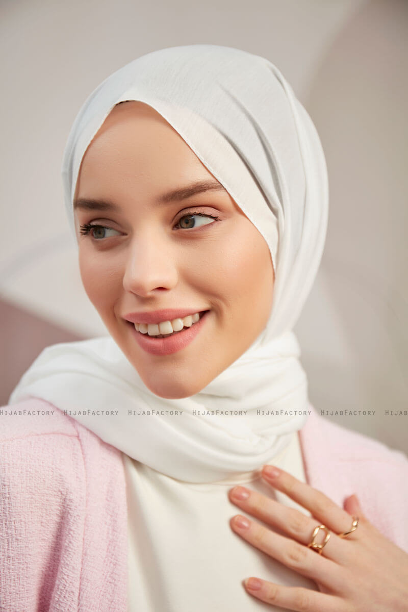 Silky Plain - Optic White Hijab - Hijab